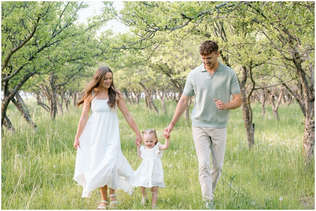 Utah County Orchard Family Pictures - Hansen - Shaunie Sullivan Photography